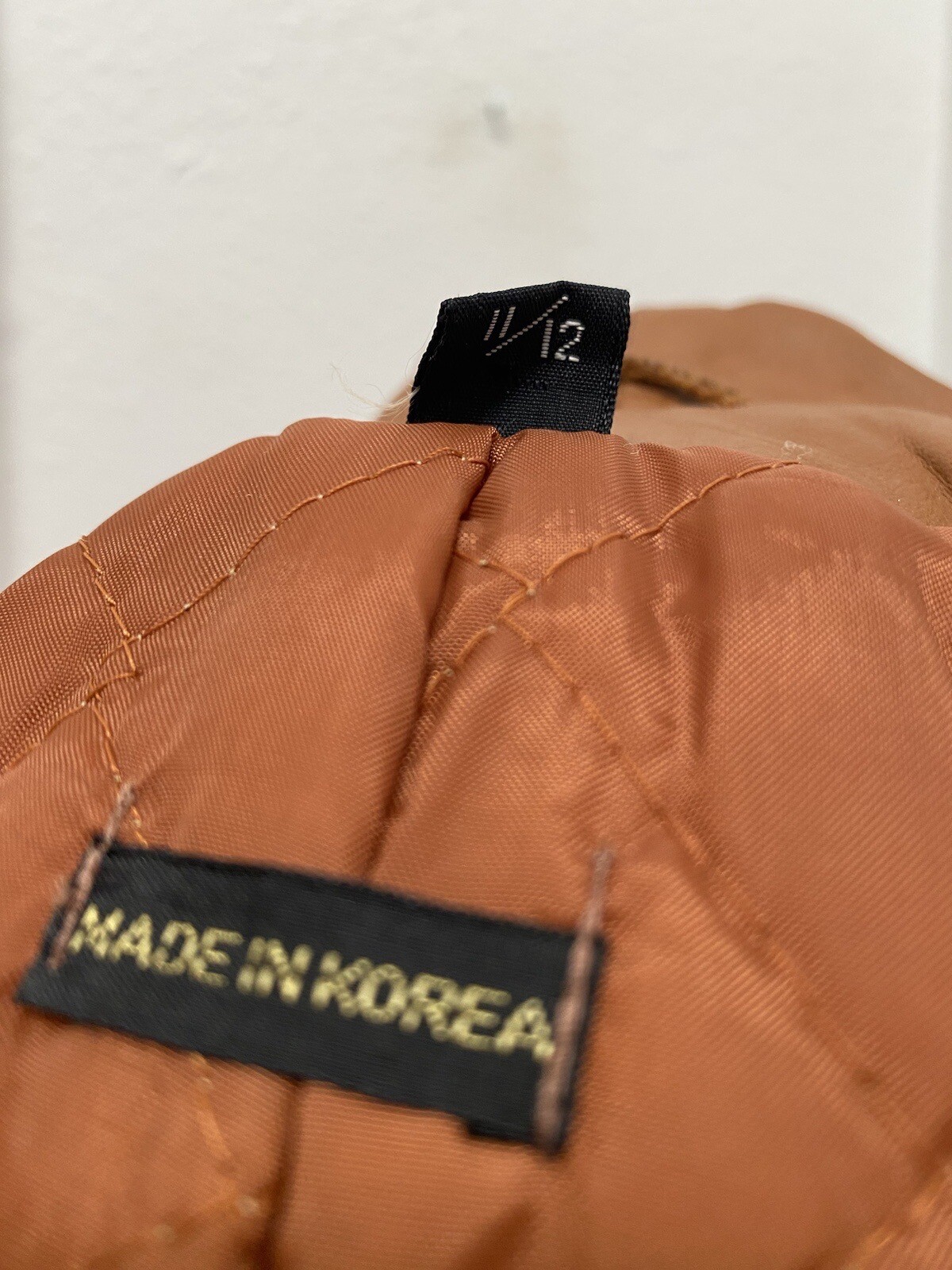 Rare Vintage 1970’s Korean Leather Scalloped Shell Pa… - Gem