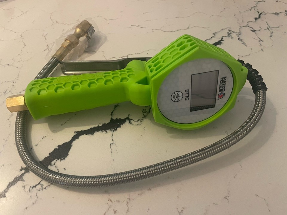 New in Original Box Matco Green Digital Tire Inflator | eBay