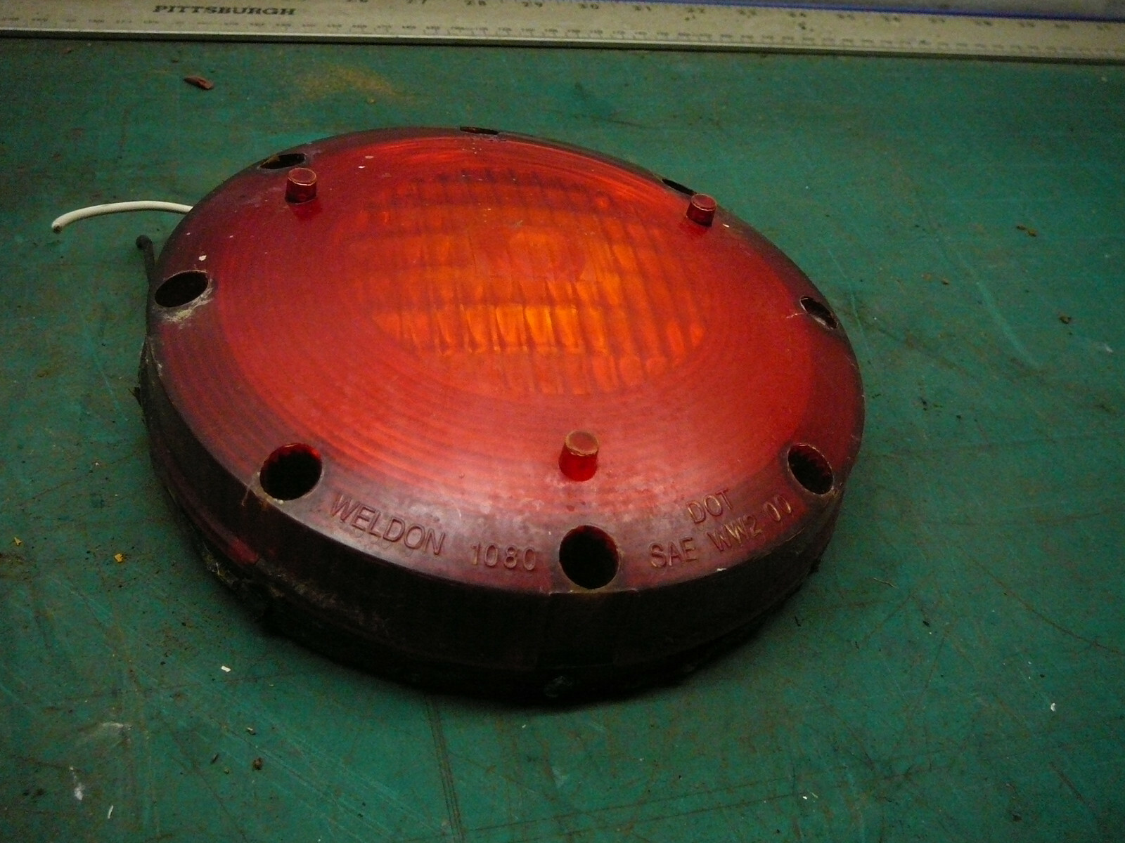 WELDON 1080 RED SCHOOL BUS ROUND TAIL LIGHT | eBay