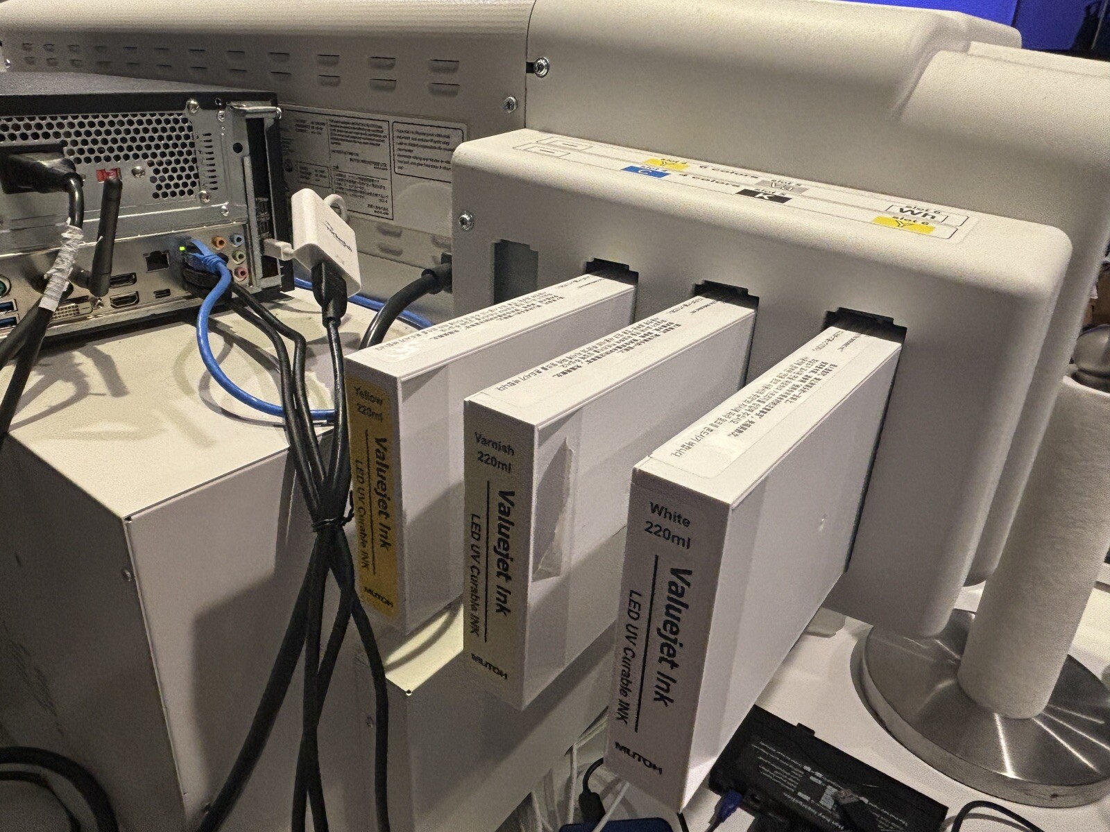 Mutoh ValueJet 426UF Small Format UV Printer | eBay