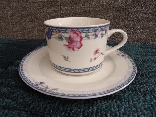 ONEIDA fine porcelain Blue Lattice collection tea / coffee cup and ...