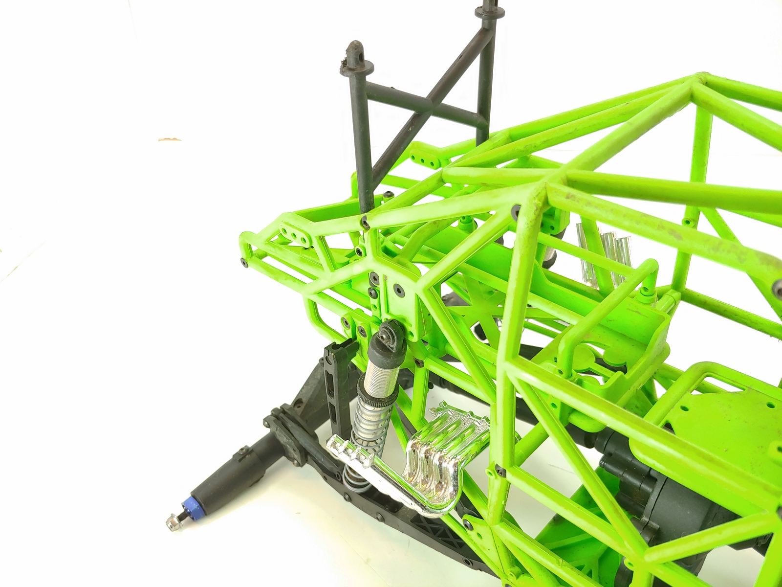 Axial SMT10 Grave Digger 1/8 4x4 Monster Truck Cage Roller Slider ...