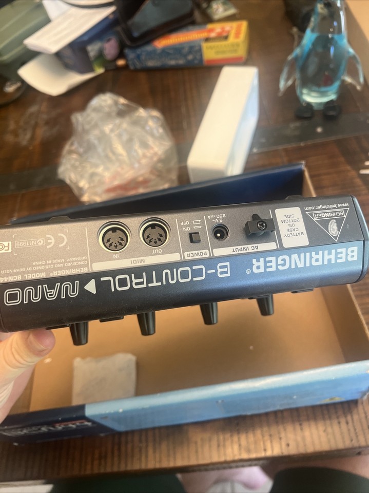 Behringer B-Control Nano BCN44 Rotary MIDI Controller Control Surface ...