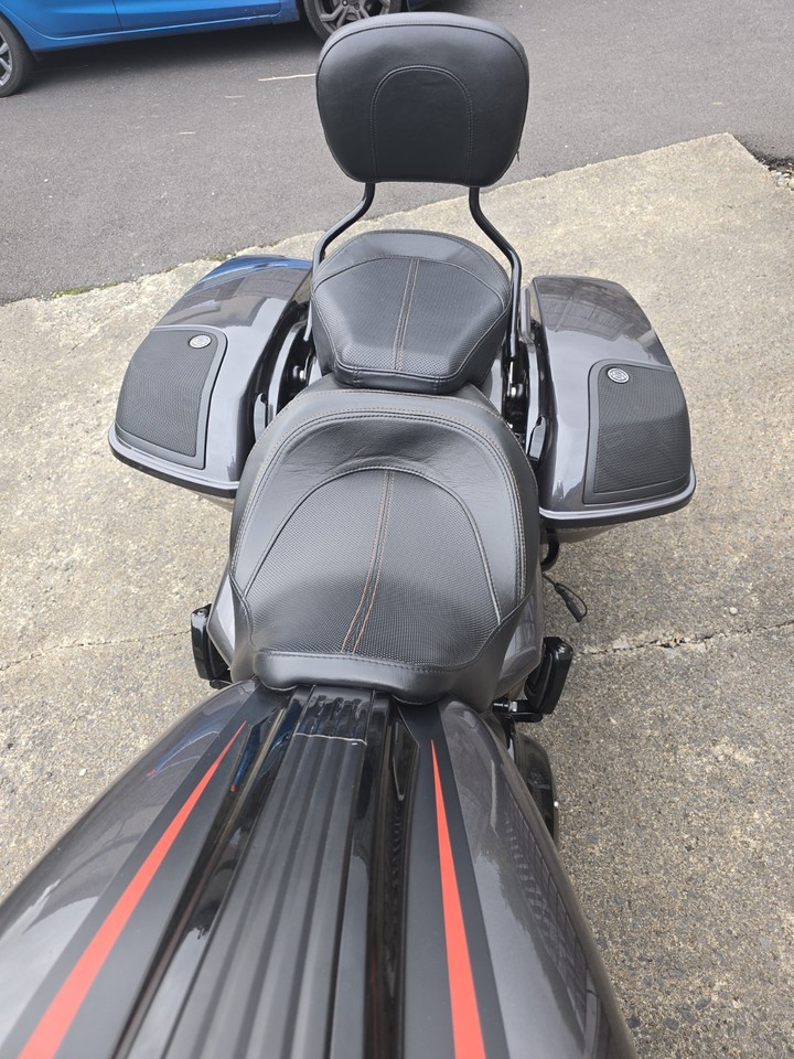 Harley Davidson Street Glide Cvo 2018 with reverse gear | eBay UK