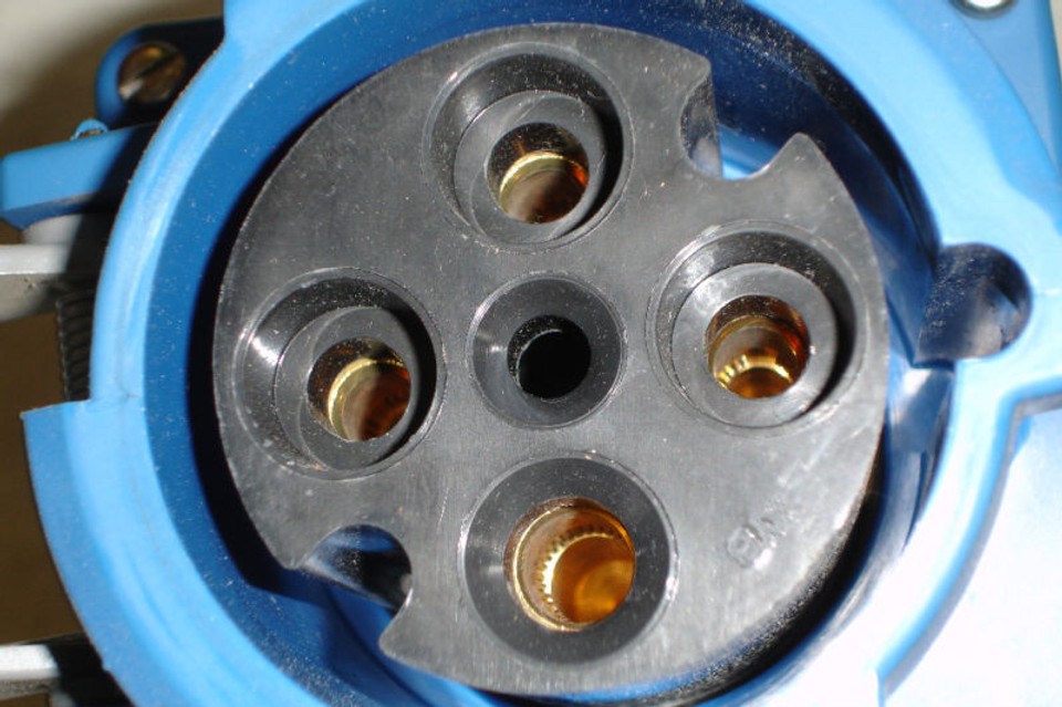 New Hubbell 460R9W Pin & Sleeve 60 Amp 250 Volt 3 Phase 3 pole 4W Ships ...