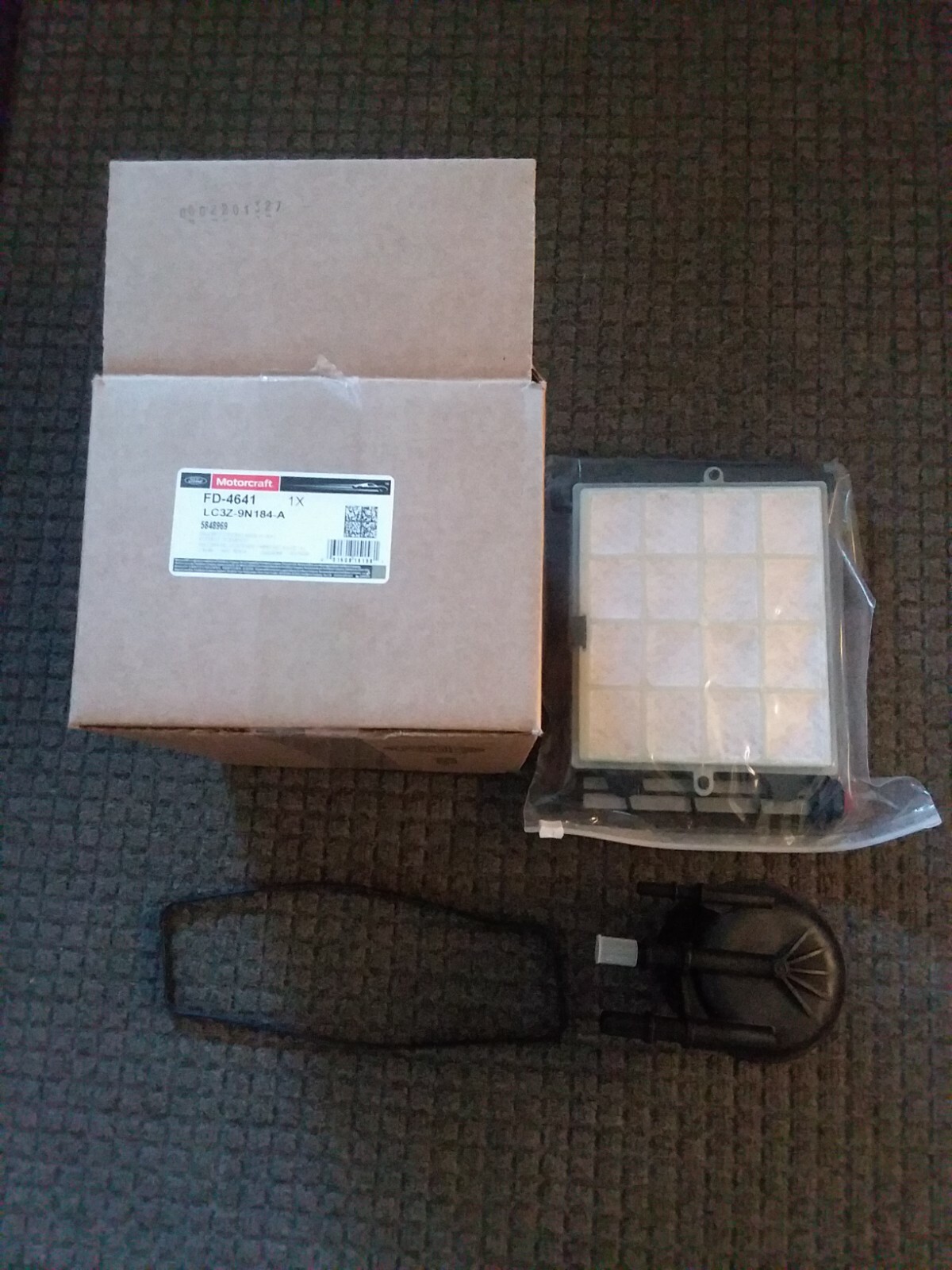 5 New Ford Genuine FD4647 Motorcraft FD4641 Fuel Filters Set LC3Z9N184A ...