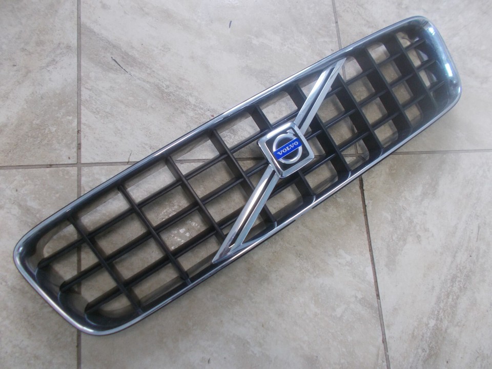 Volvo XC90 SUV Front Grille Assembly 04 05 06 Used OEM Grill | eBay