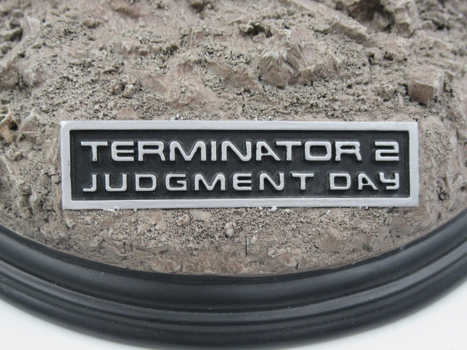 TERMINATOR 2 Aerial Hunter Killer Prop Replica #8336 - Sideshow ...