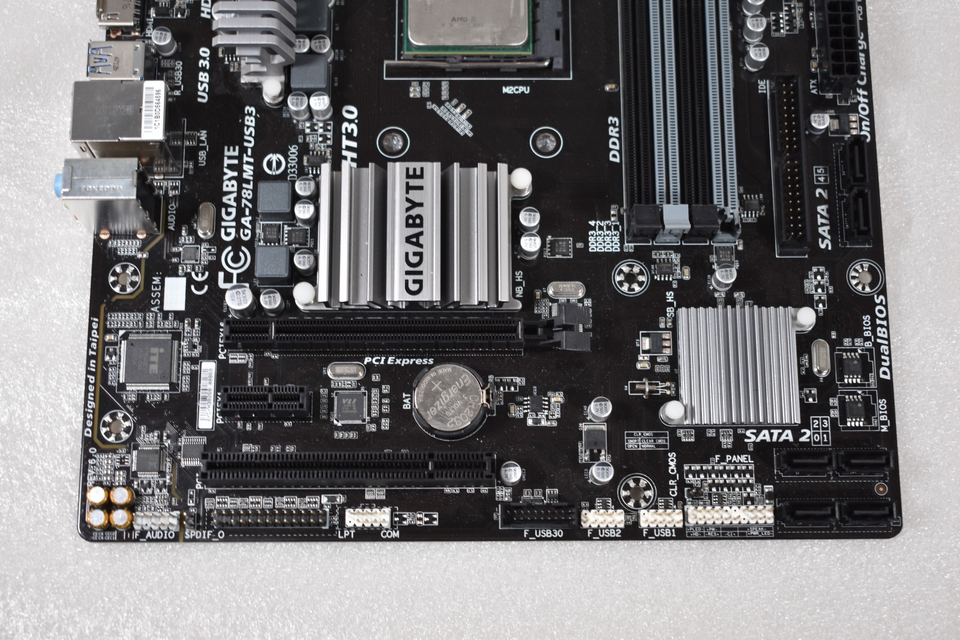 GIGABYTE GA-78LMT-USB3 AM3+ DDR3 motherboard and AMD FX-8350 COMBO ...