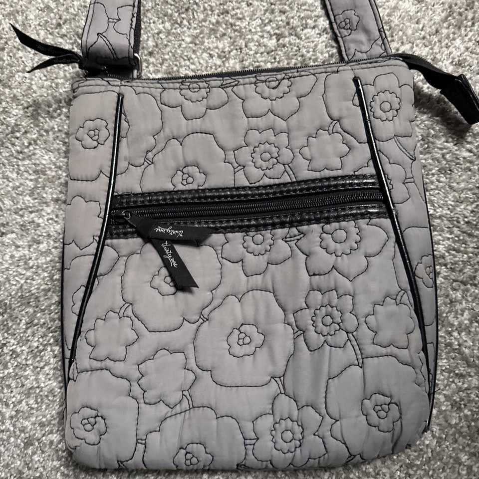 Thirty-One Gray & Black Quilted Poppy Floral Crossbody Shoulder Purse ...