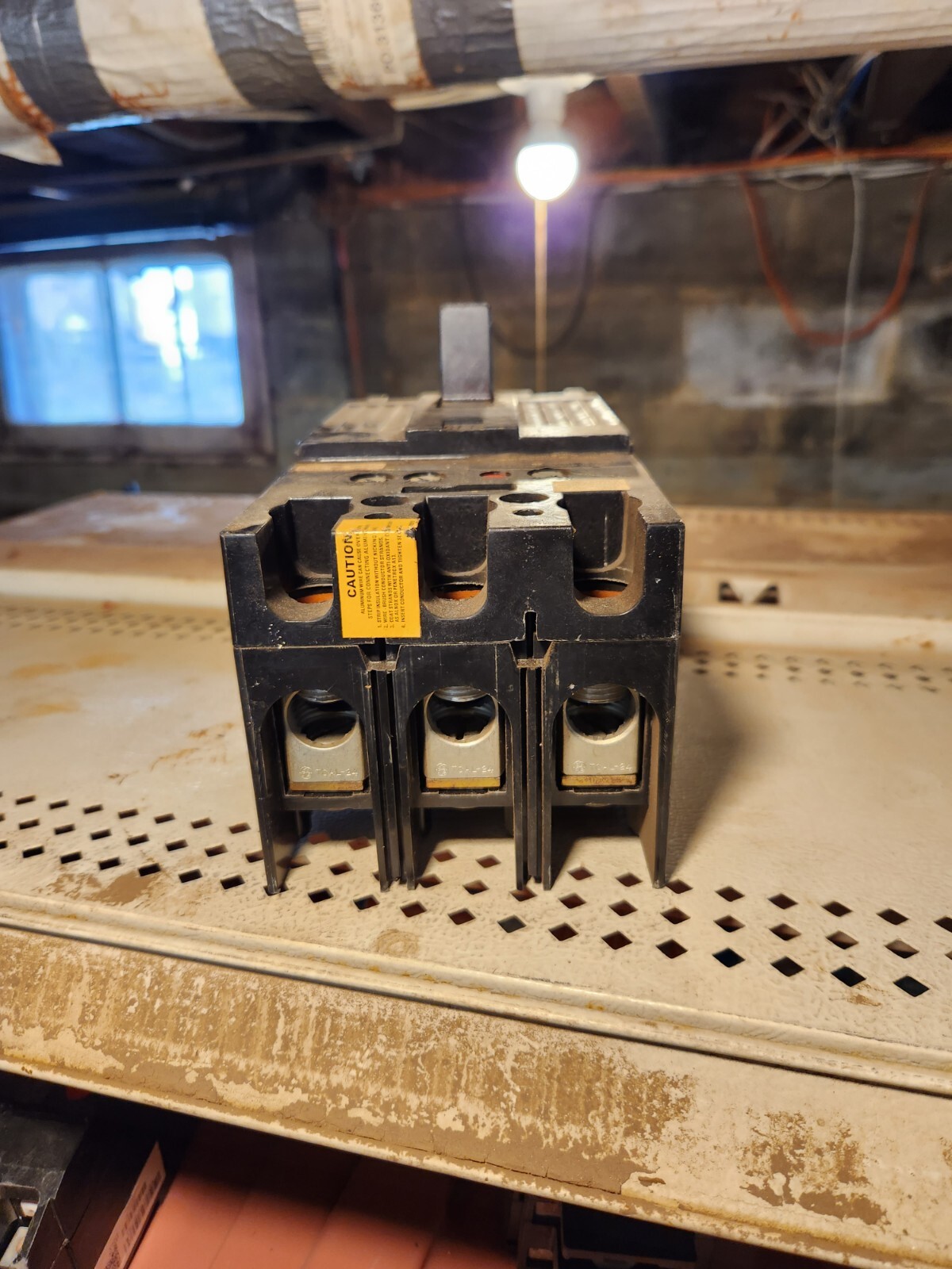 GE TFK236f000 125 AMP CIRCUIT BREAKER W/ 125 AMP TRIP 3 POLE 600 VAC ...