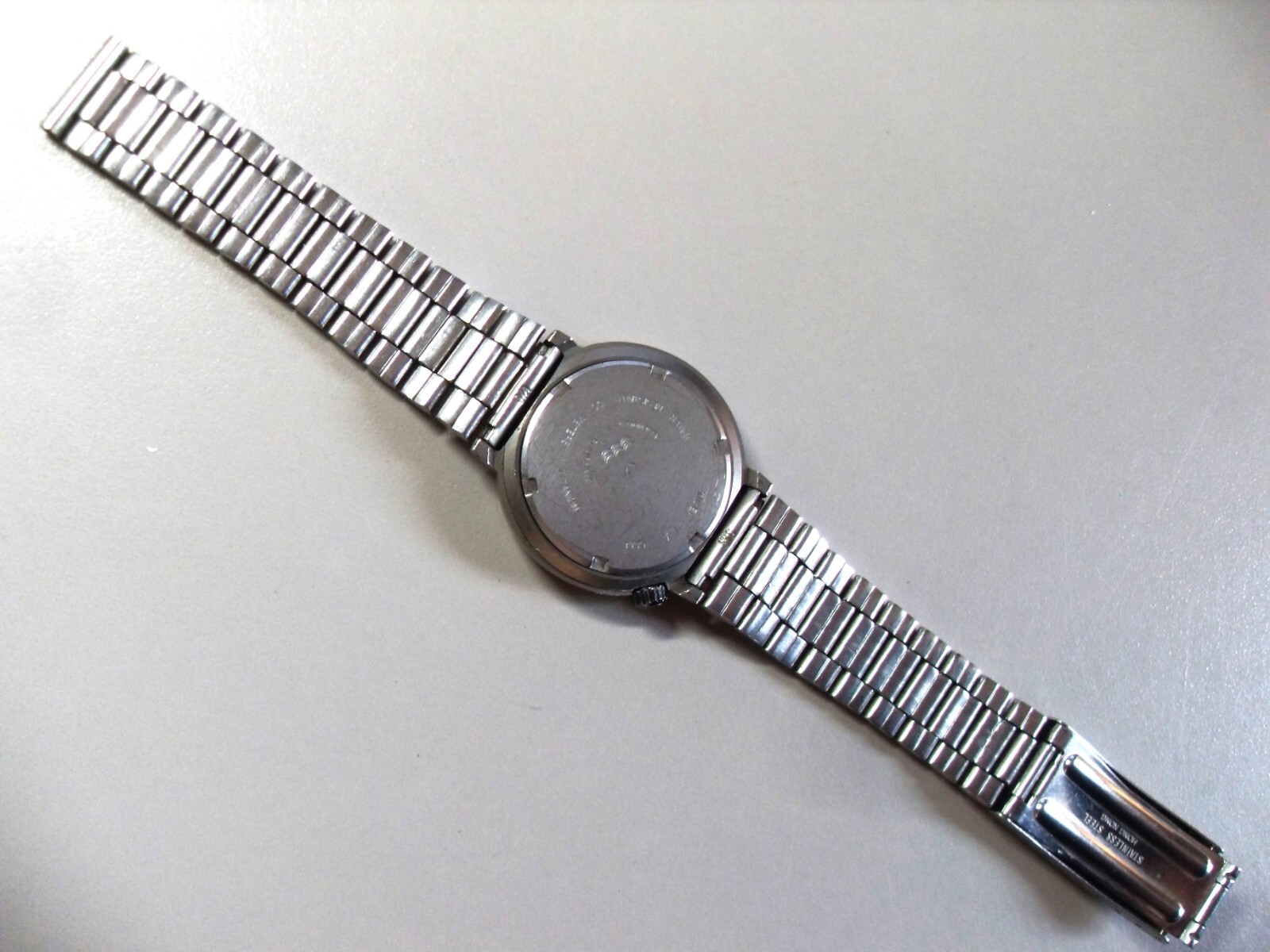 TIMEX TITANIUM 47 LA CELL PRE-OWNED RARE EXCELLENT DIAL QUARTZ MEN'S ...