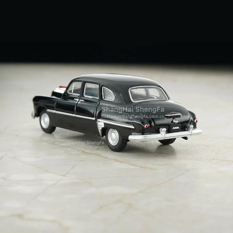 JakeSpecial – Detailed Gaz-12 ZIM Soviet Car Model 1:64 Scale | eBay