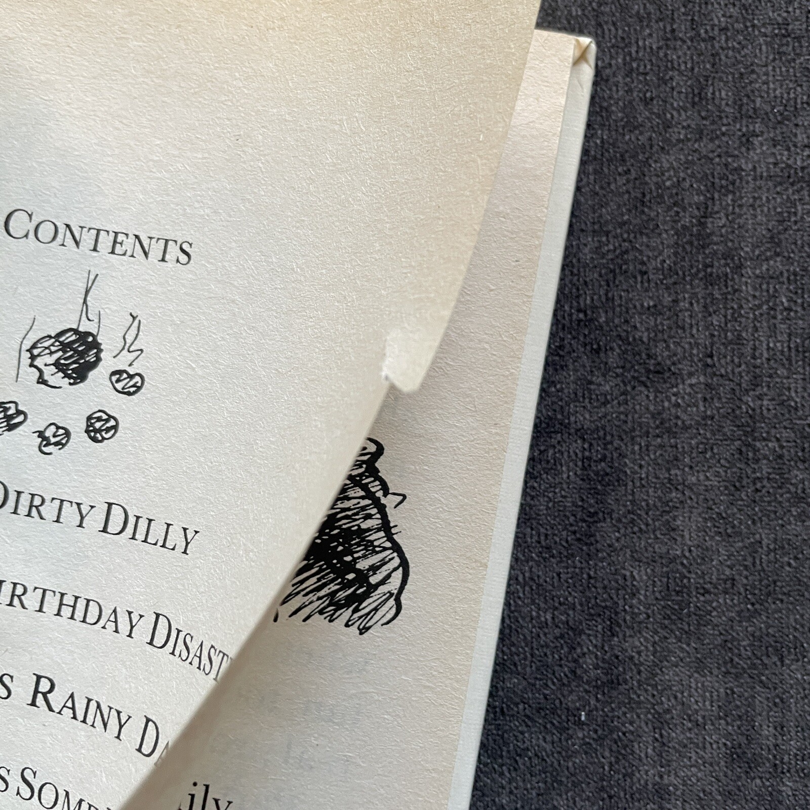 Dilly the Dinosaur 1987 Weekly Reader Hardcover Book, Drawings by Susan ...