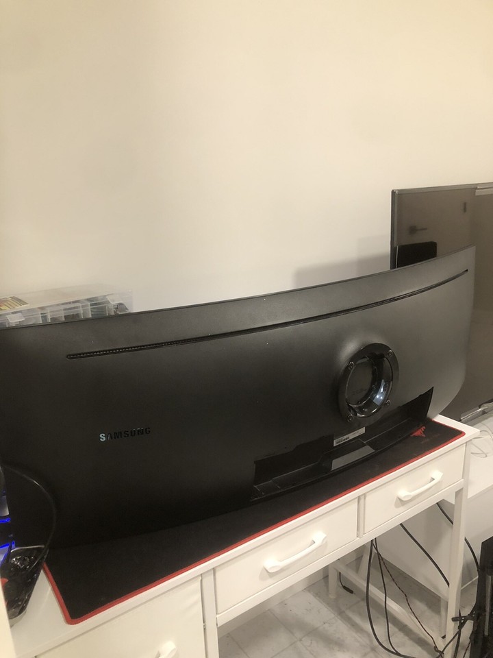 49” SAMSUNG CHG90 - Monitor QLED Curved Gaming Monitor 1ms / 144hz ...