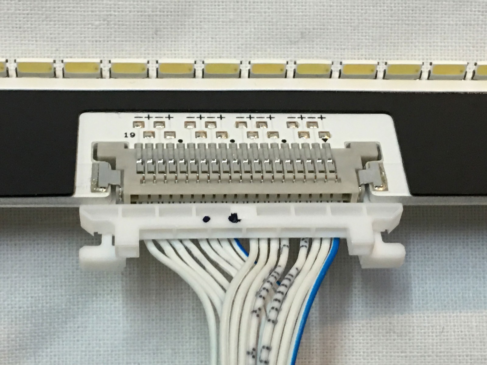 SAMSUNG UN60D8000 RIGHT LED BACKLIGHT STRIP SLED_MCPCB_LED5030 | eBay