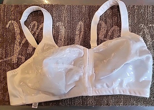 Just My Size By Hanes Front Closure Wireless Bra. White. Sz 44D | eBay