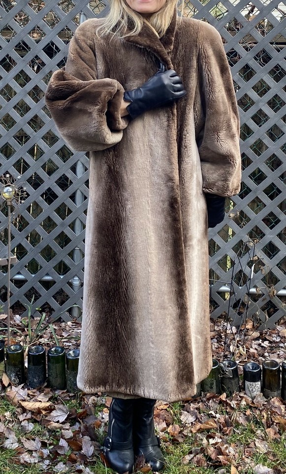 Sheared Beaver Full Length Fur Coat --- [Стриженный бобёр - шуба] | eBay