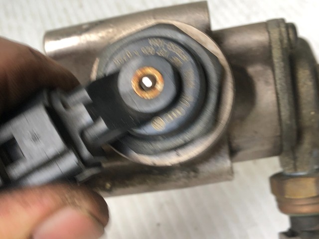 2006 - 2008 VW Golf Jetta AUDI A4 High Pressure Fuel Pump Unit Hfs853 ...