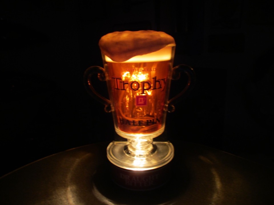 VINTAGE TROPHY BEER SIGN LIGHTED DRAFT BITTER WALL MOUNT OR BAR TOP ...