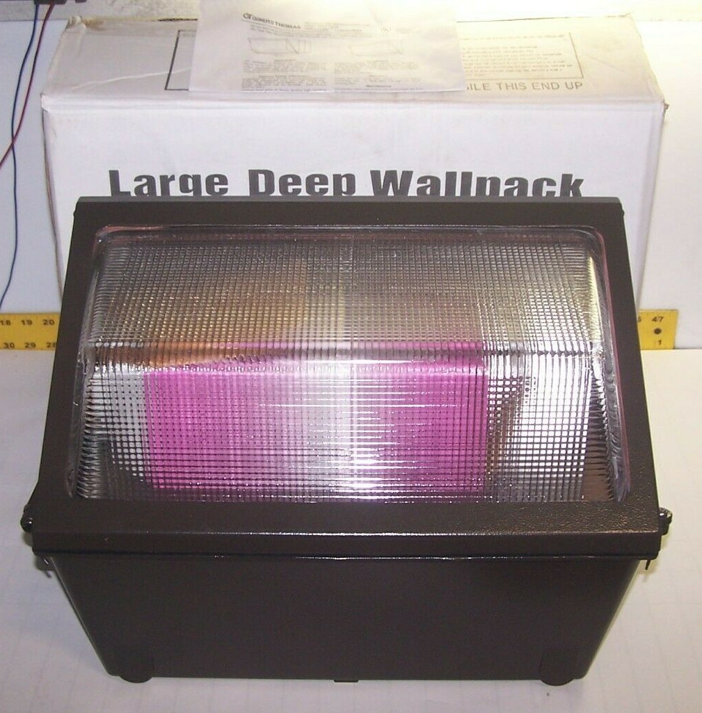 DAY-BRITE LIGHTING 400 WATT LARGE DEEP WALLPACK W/ LAMP WLR400PMT-LP | eBay