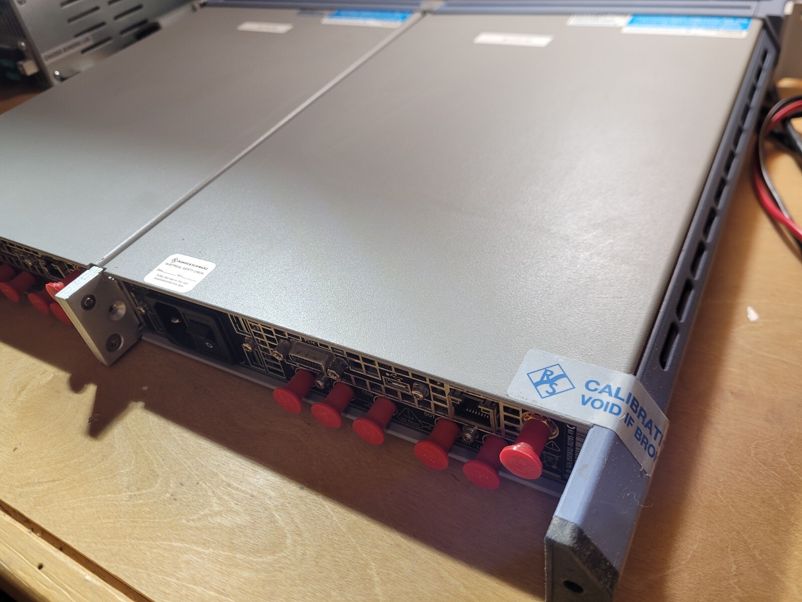 Rohde & Schwarz R&s SGS100A 6ghz SGMA RF Source Generator Signal for ...