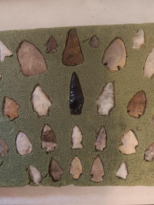 RARE AMERICAN SENECA INDIAN PREHISTORIC STONE AND FLINT ARTIFACT ...