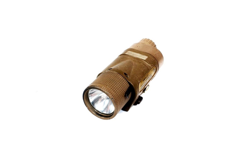 Insight SU233 M3X-000-A23 Tan Weapon Light RMT-400-A8 Dual Pressure ...