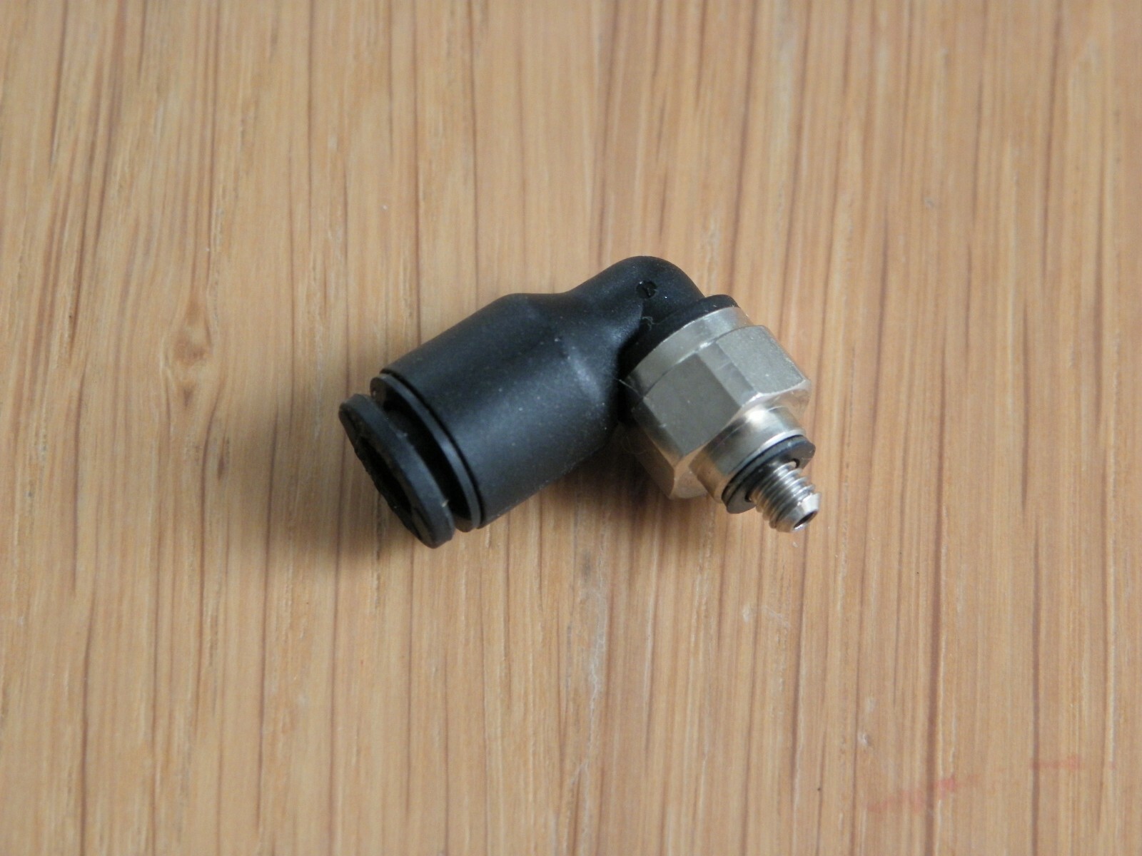 Legris 31990409 air fitting elbow RS 398-5392 M3 x 4mm pipe 4.5/32 ...