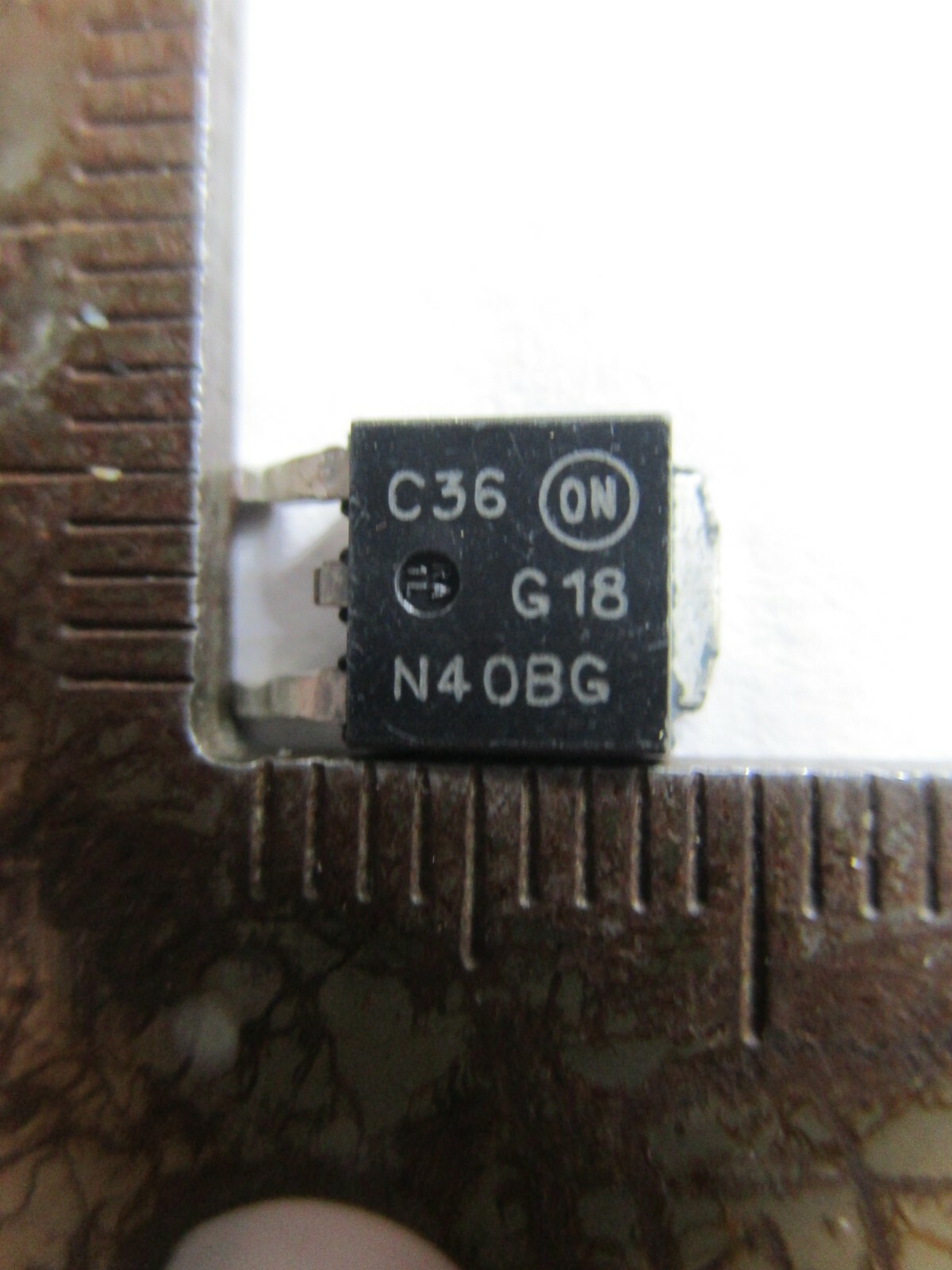 3pcs NGD18N40CLBT4G N40B G18 N408 N40BG G18 N40B G18N40B G18N40BG TO252 ...