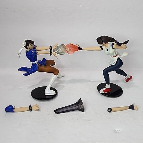Capcom vs SNK Street Fighter 3.5" Chun-Li Yuri Sakazaki Figure Builders ...