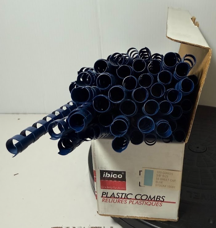 Ibico 3/8in Blue Plastic GBC Comb Binders - 100 Combs - 19 Hole Book ...