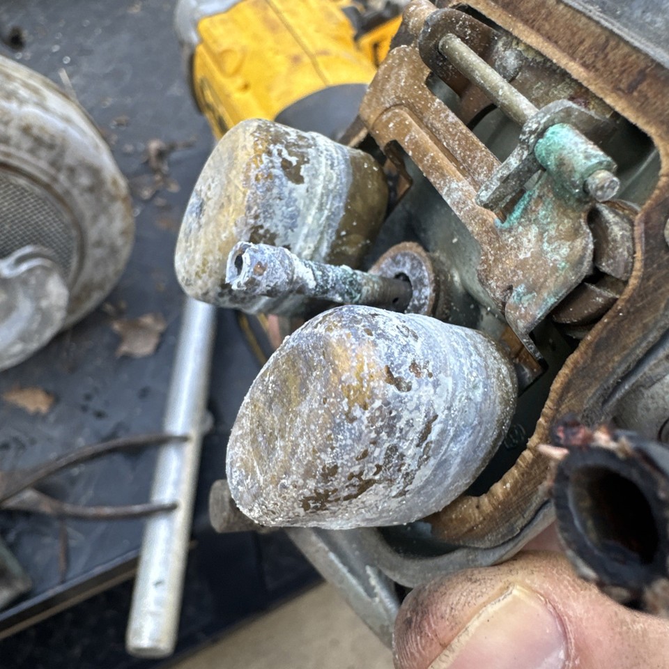 Wisconsin AKN Gas Engine Zenith Carburetot Assembly Used Motor Tractor ...