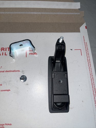 01798420 BLUE BIRD LATCH FOR ENGINE COVER | eBay