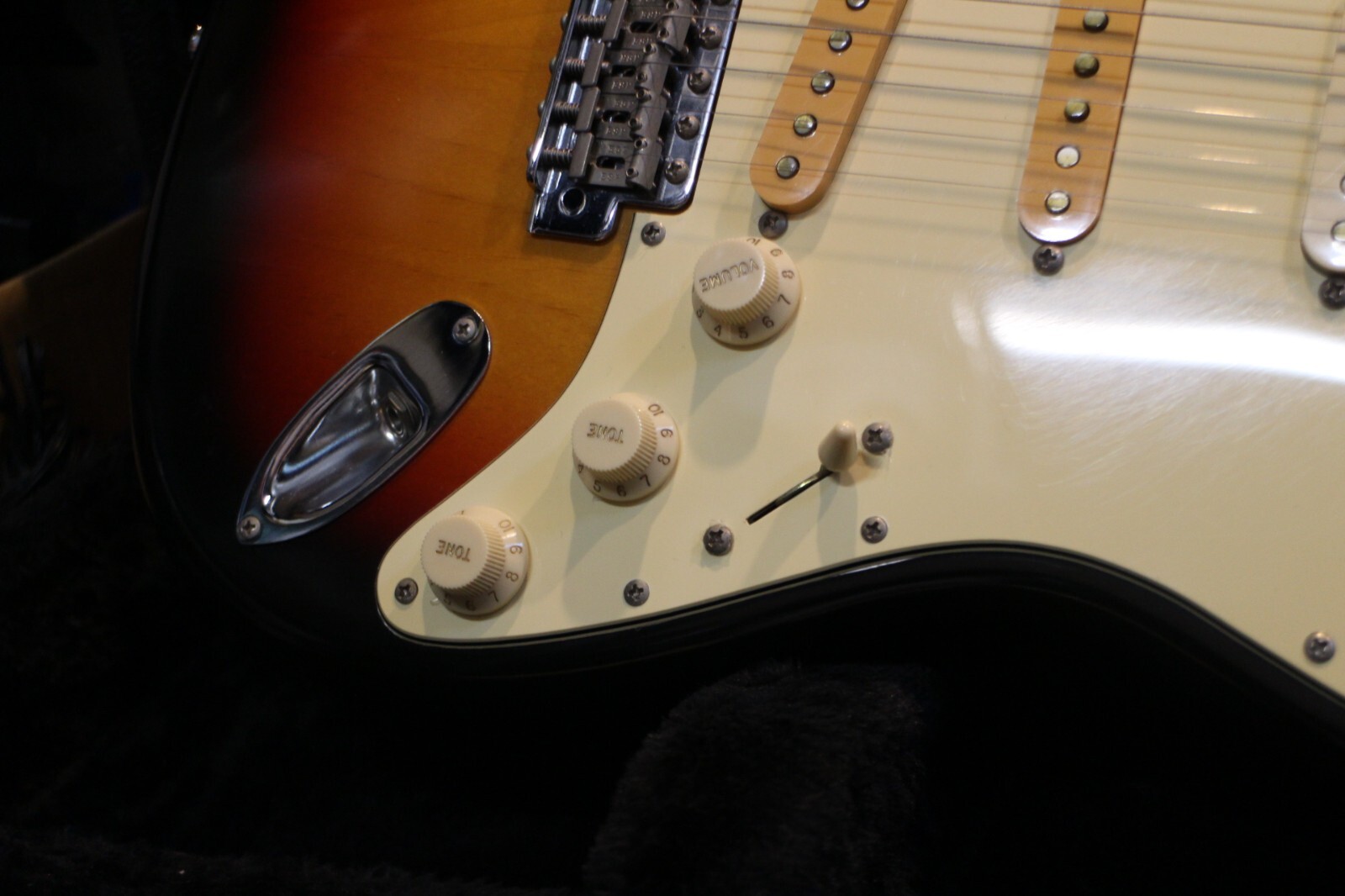 USED Edwards E-ST Stratocaster Type Electric Guitar GT199 230420 | eBay