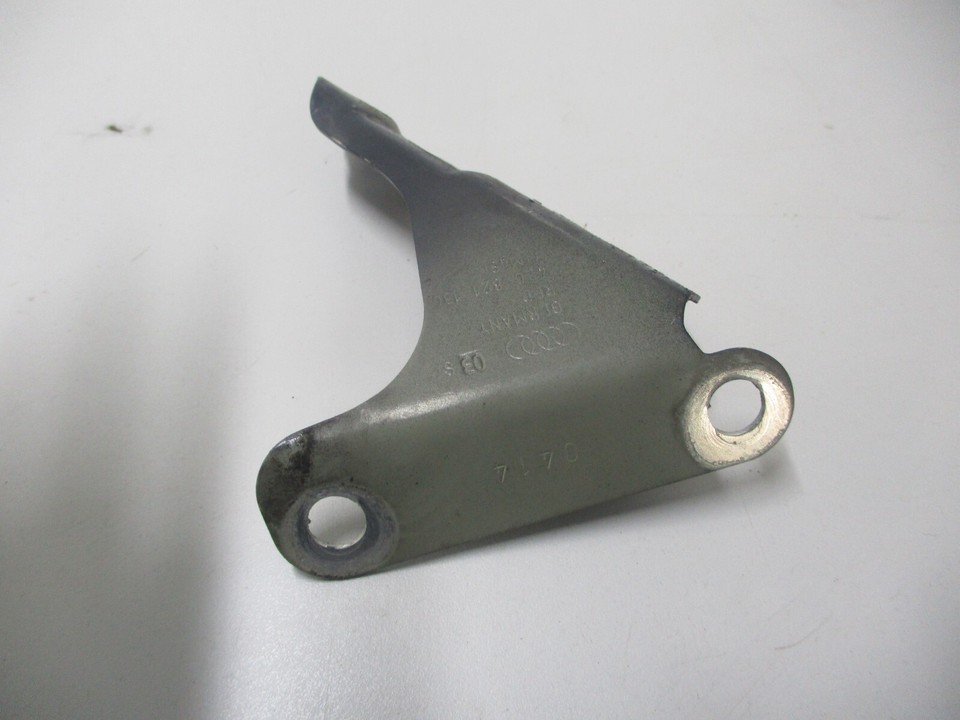 Audi Q7 4L Wing Fender Front Support Metal Bracket 4L0821136 OS Right ...