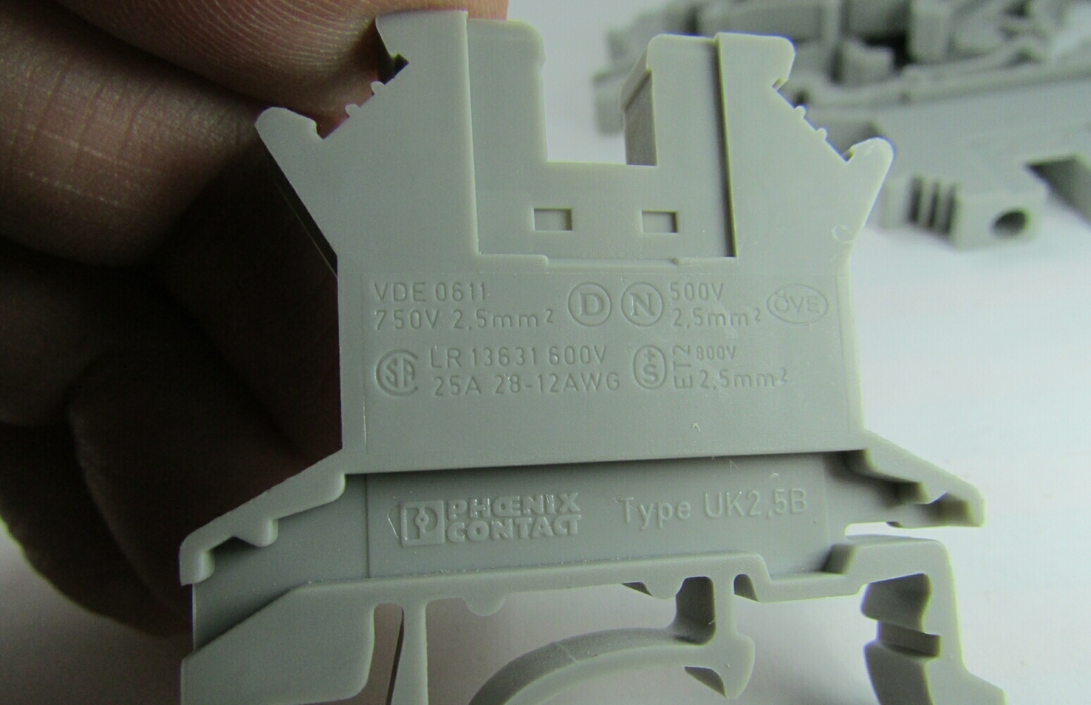 5 Phoenix Terminal Block Clipline UK 2.5B UK2.5B 600V 20A 12-30 AWG ...