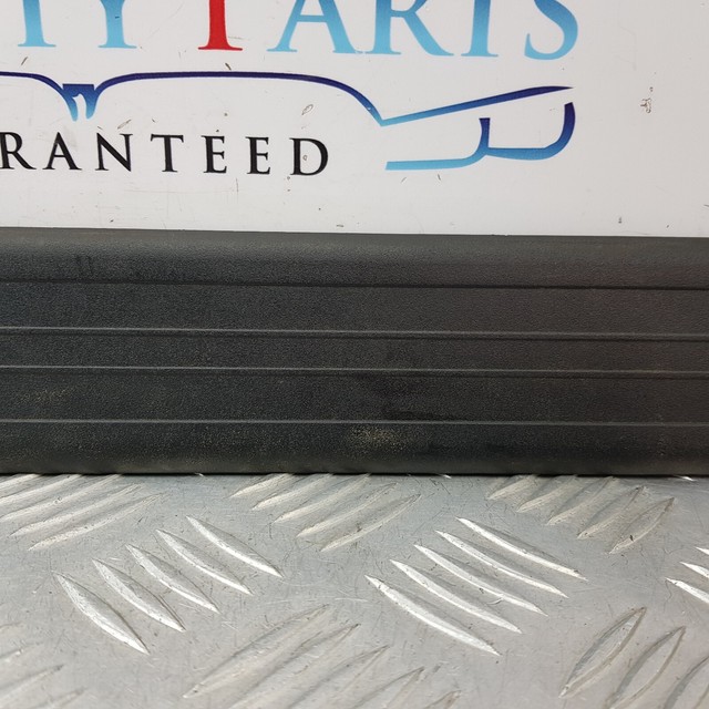 Mercedes-Benz GL X164 2011 Front Sill Trim Cover A1646800335 Ado1801 ...