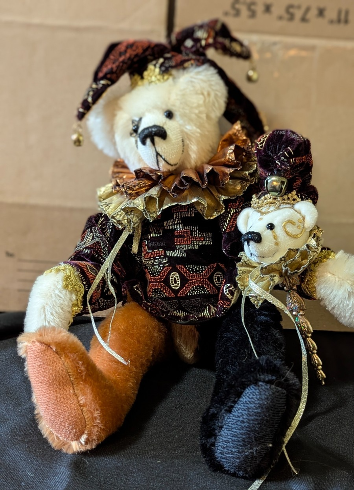 WANDA SHOPE FULLY JOINTED MOHAIR JESTER BEAR AWESOME 15 INCHES NR | eBay