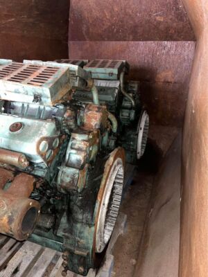 Detroit Diesel 12V-71 , 440 HP Marine Diesel Engine PAIR running ...