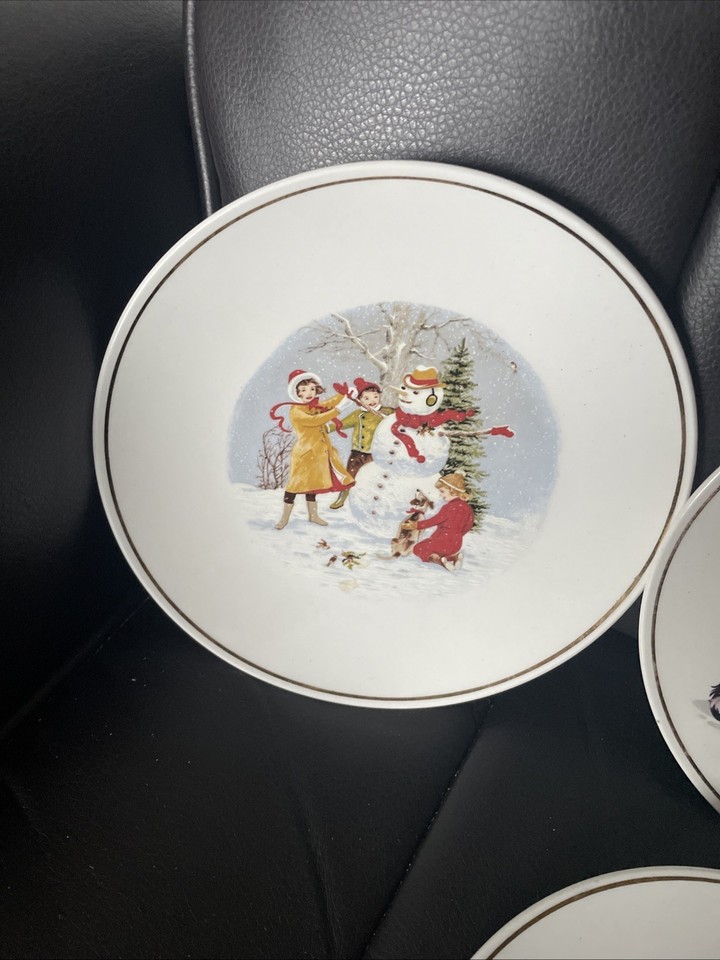 Christmas Tea Plates X4 Vintage Retro | eBay UK