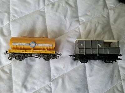Vintage Triang OO Gauge Goods Wagon/ Van, and Blue Circle Cement Wagon ...