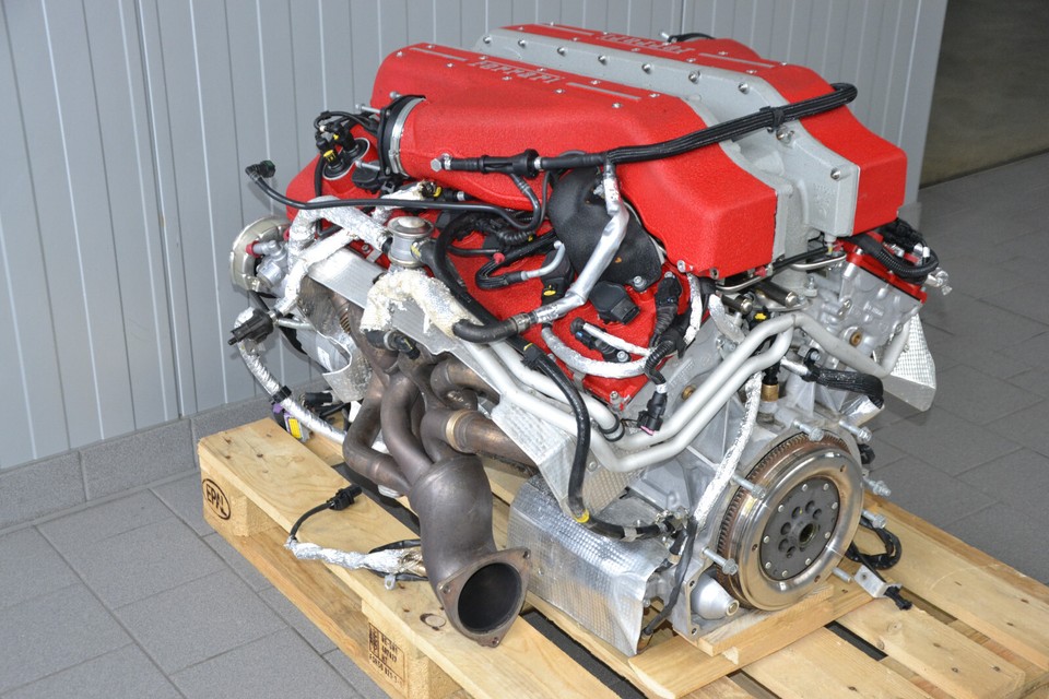 Ferrari FF F151 V12 Engine 6.3L F140 659HP 485KW Gasoline Ferrari ...