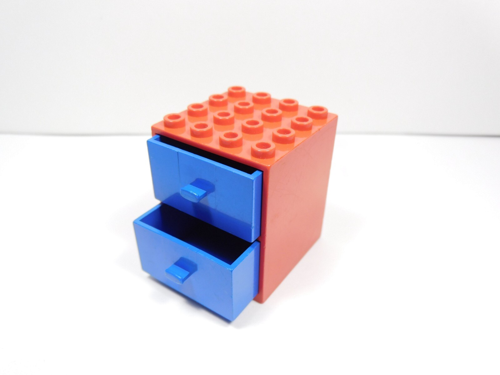 LEGO Vintage Red 4x4x4 Dresser Cabinet w/ Blue Drawers Accessory ...