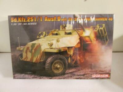 Dragon 1:35 #6861 Sd.Kfz.251/1 Ausf.D mit 28/32cm Wurframmen 40 NIB ...