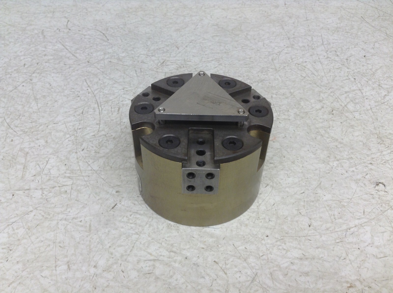 Robohand Destaco RPC-331-SP Pneumatic Triple Wedge Centering Gripper ...