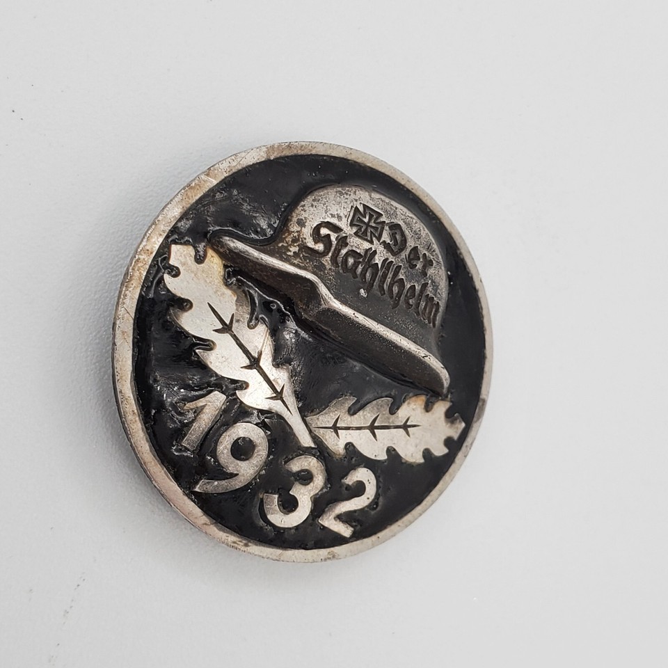 WW2 German Era Der Stahlhelm badge Veteran Organization Membership Pin ...