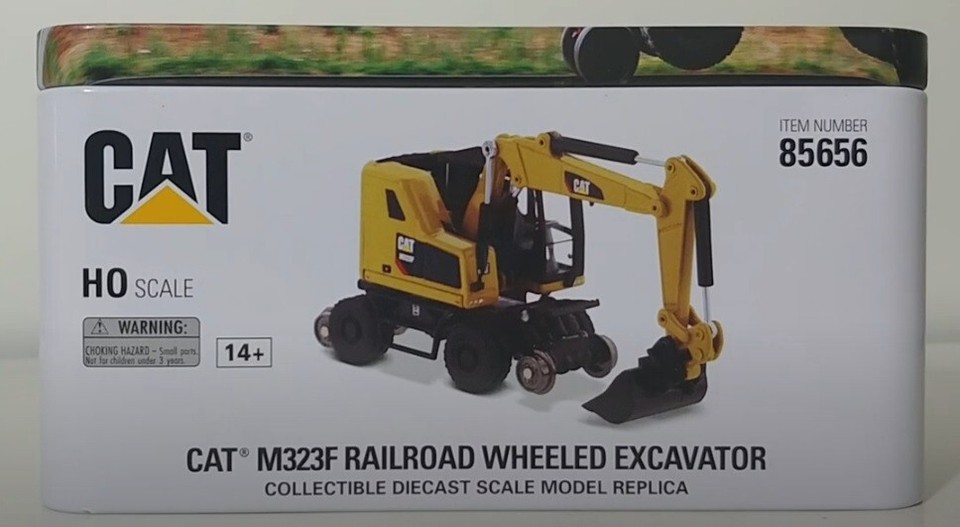 Diecast Masters 1/87 Cat® M323F Railroad Wheeled Excavator with 3 work ...