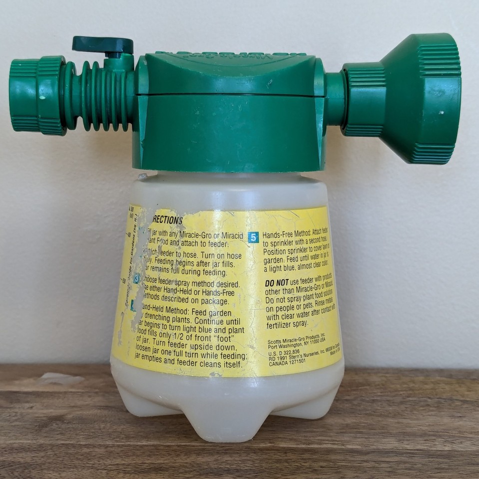 Miracle-Gro No Clog 4 in 1 Garden & Garden Lawn Feeder Sprayer Hose ...