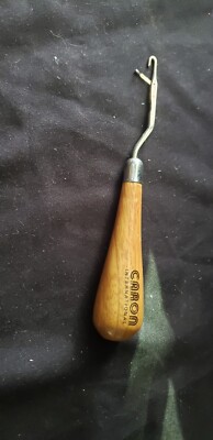 VINTAGE CARON WOOD HANDLE LATCH HOOK RUG CRAFT TOOL. - RUG HOOKING | eBay